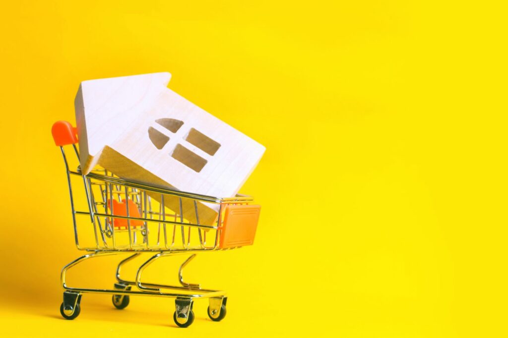 The history of: In-house advertising | illumin